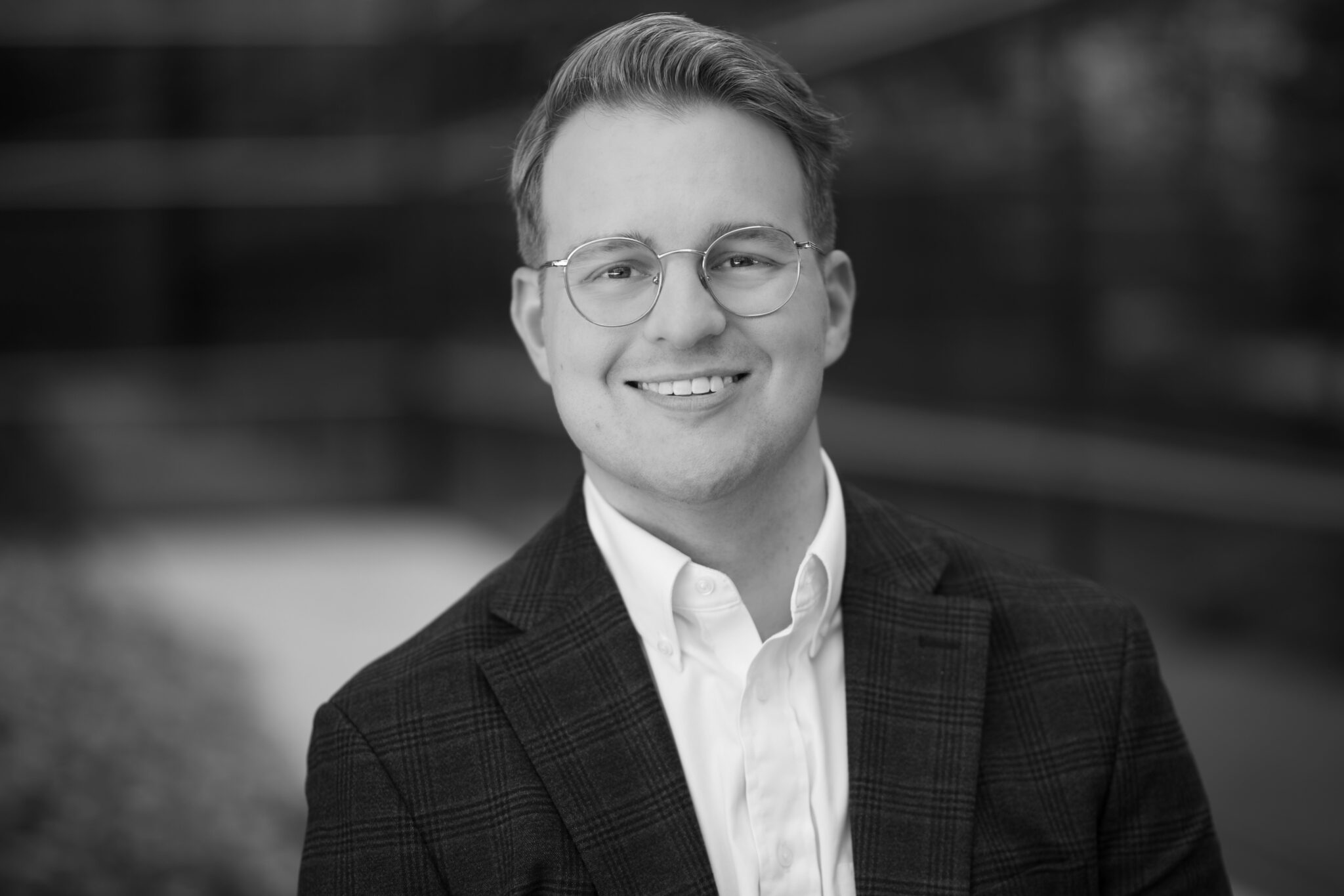 Dustin M. Dorsino | Cole Schotz